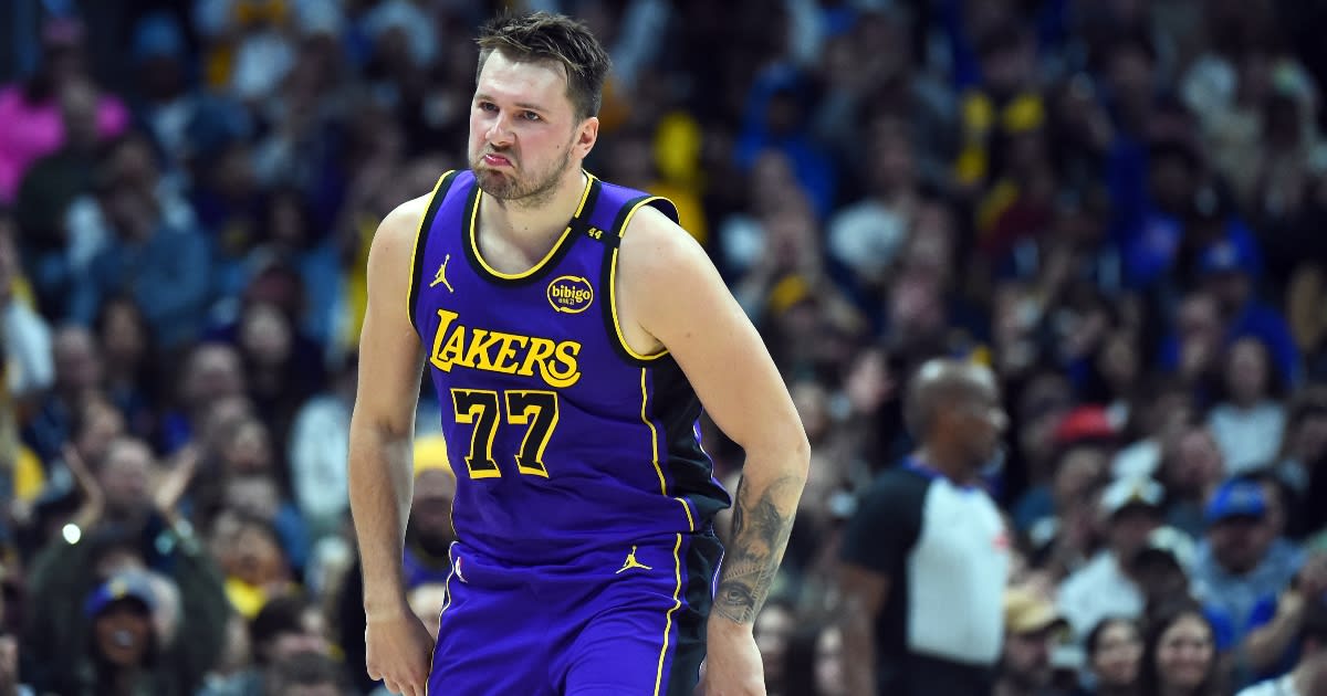 Luka Doncic vs. Mavs: Lakers star gets hilarious early technical ...