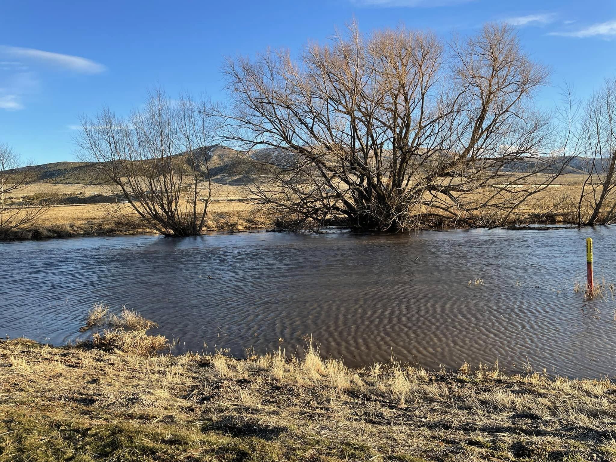 City of Declo battling minor flooding
