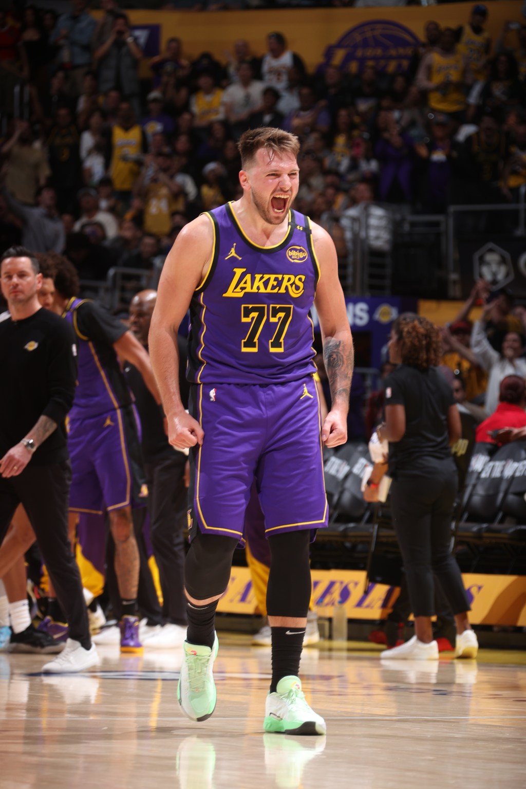 Luka Doncic stares down Mavericks bench, collects triple-double in ...