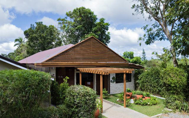 Chef Robby Goco Goes Back to the Basics of Greek Cuisine at Elaia