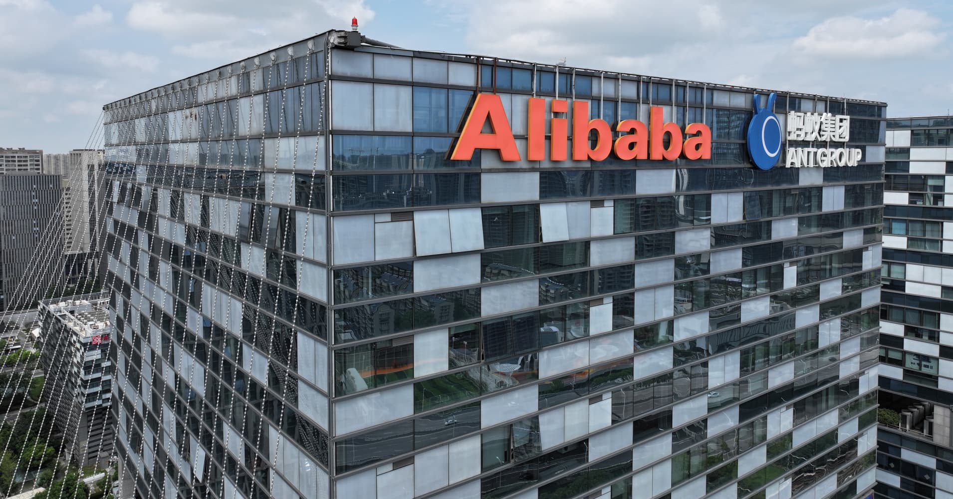 Alibaba makes AI video generation model free to use globally