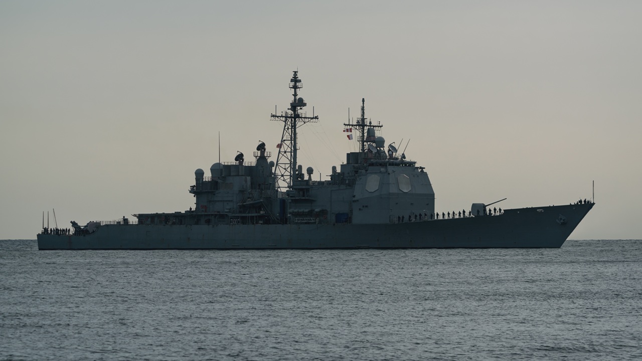 U.S. Navy’s Ticonderoga-Class Cruiser Vs. China’s Type 055 Cruiser: Who Would Win?