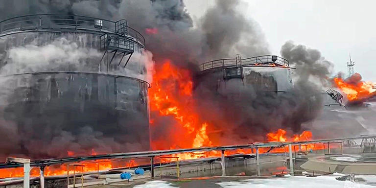 Ukrainischer Drohnenangriff vermutet - Russische Sprengstofffabrik geht ...