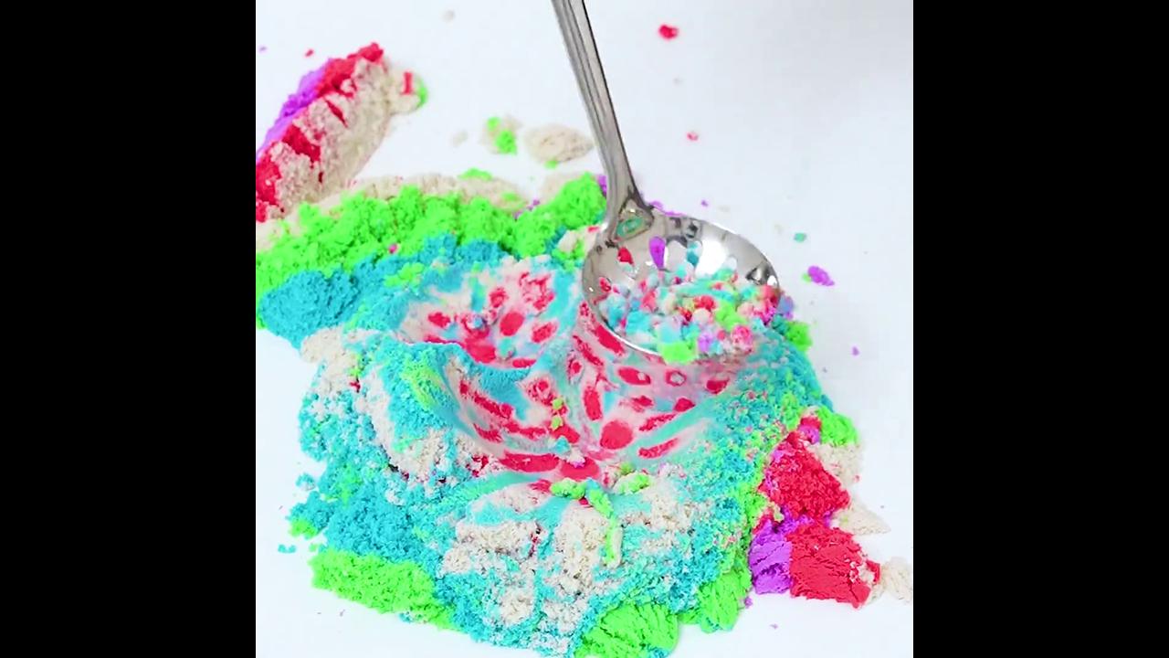 Satisfying Ladle Scraping Blue And Purple Mixed Sand