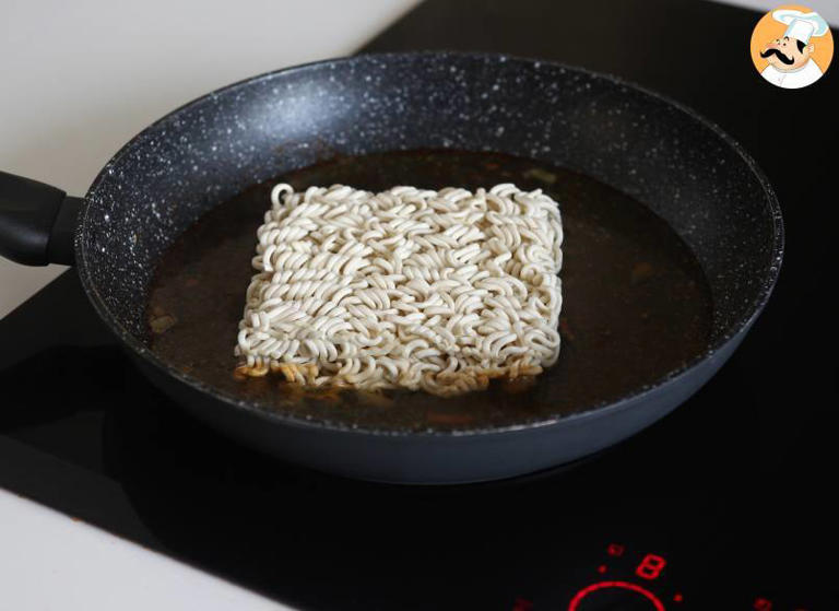 How to cook buldak habanero lime noodles, marinated chicken recipe!