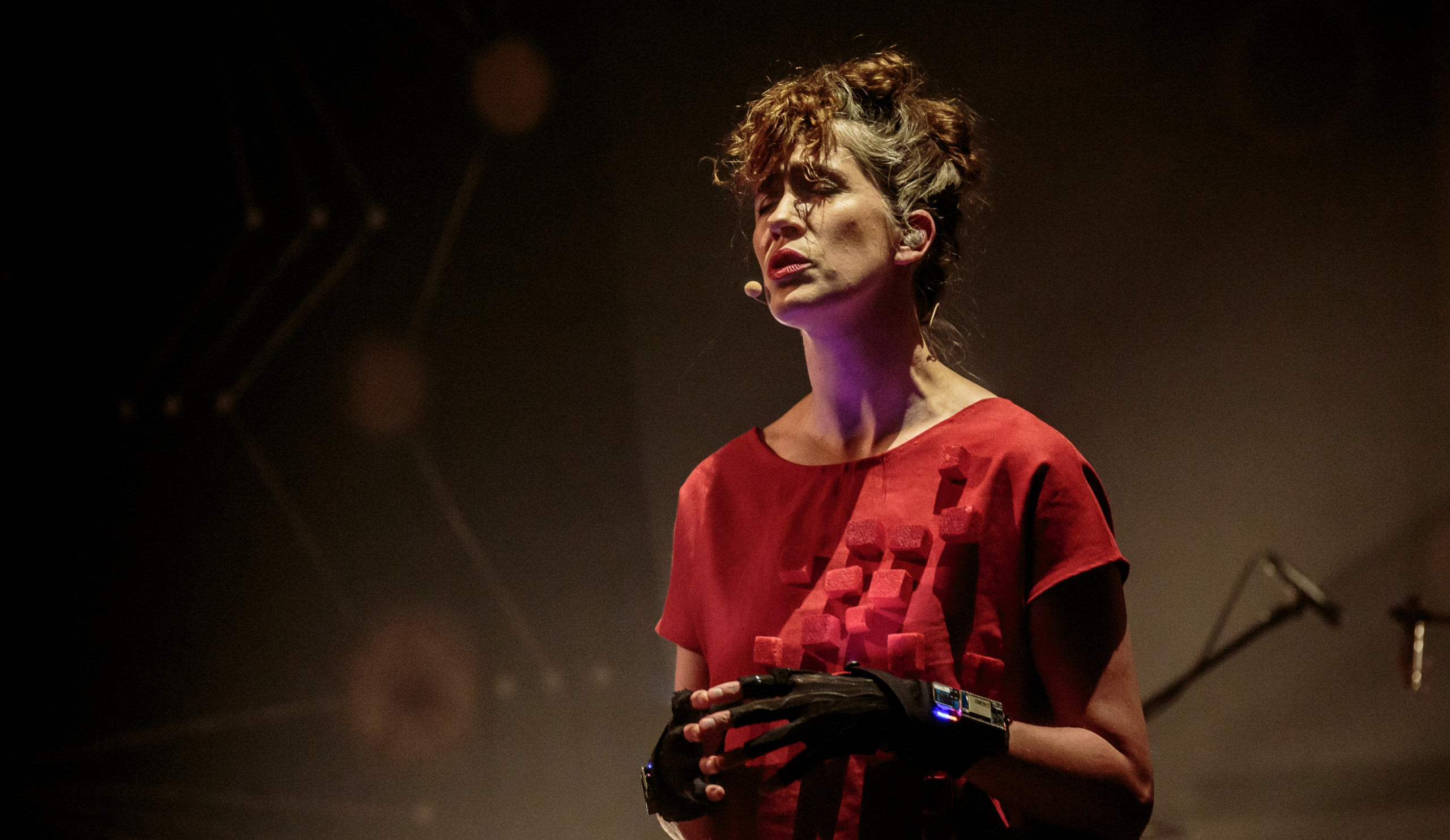 Over 1,000 musicians launch a 'silent album' to protest against AI ...