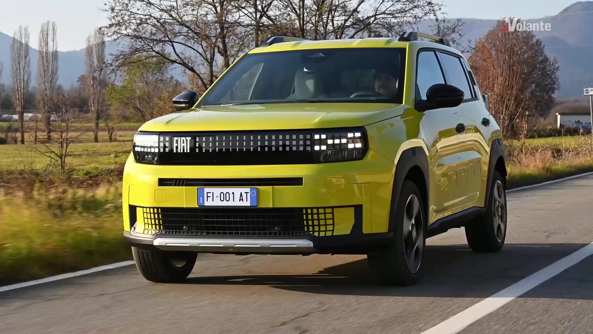 Fiat Grande Panda elettrica 2025: prezzo, foto, interni, dimensioni