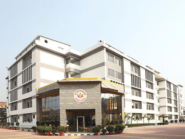 K.R. Mangalam Global School: Shaping Future-Ready Global Citizens K.R. Mangalam Global School: Shaping Future-Ready Global Citizens