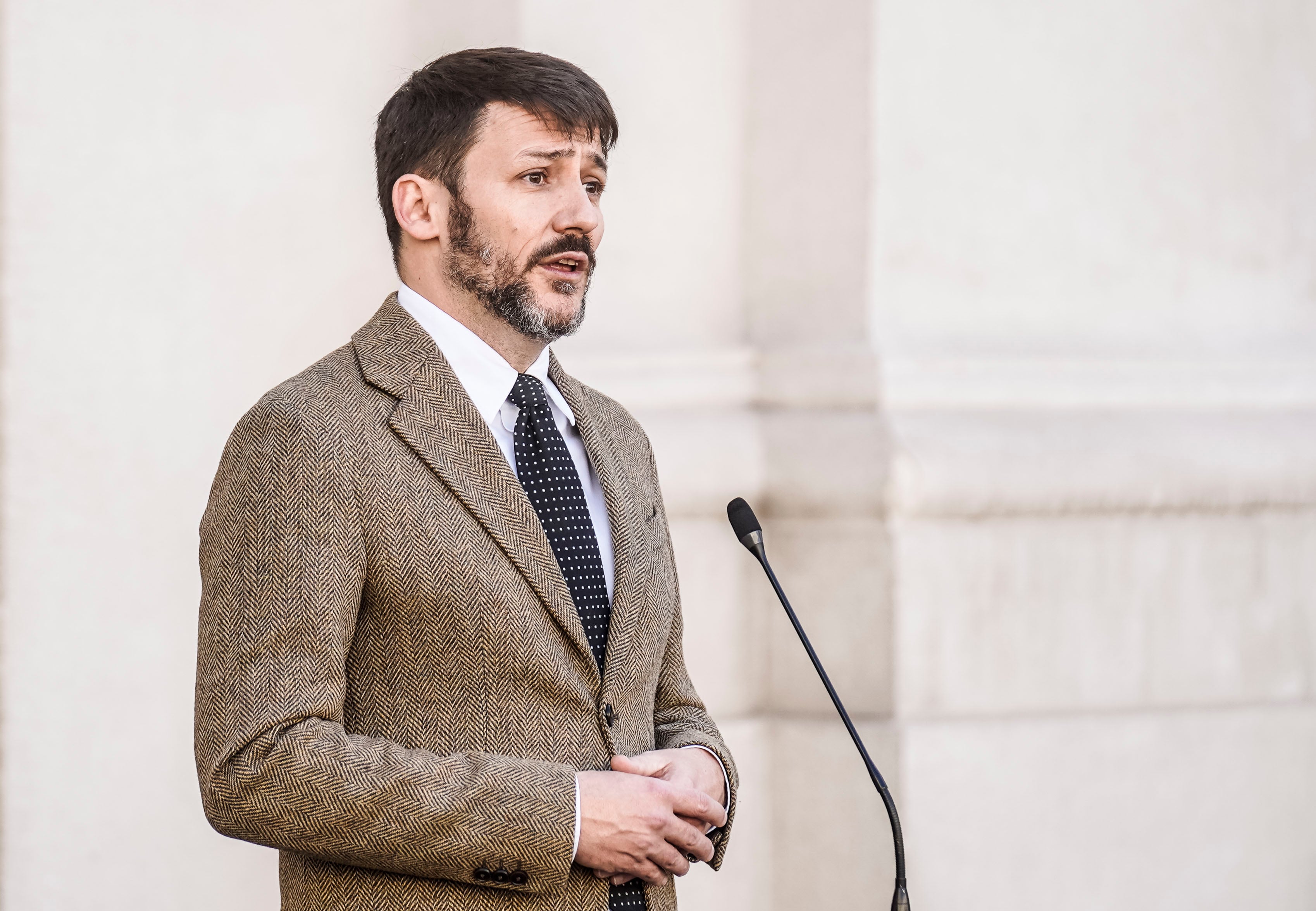 Ministro Pardow afirma que hubo un conjunto de responsabilidades tras ...