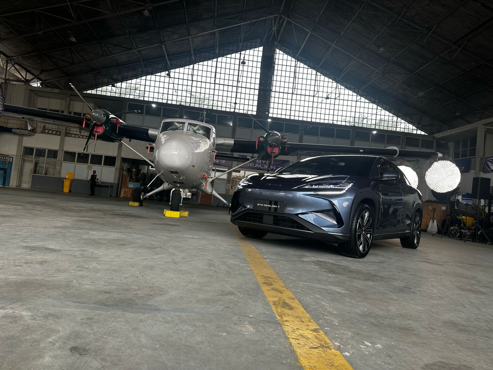 SUV Rasa Sports Car, BYD Sealion 7 Digeber dari Jakarta ke Bandung