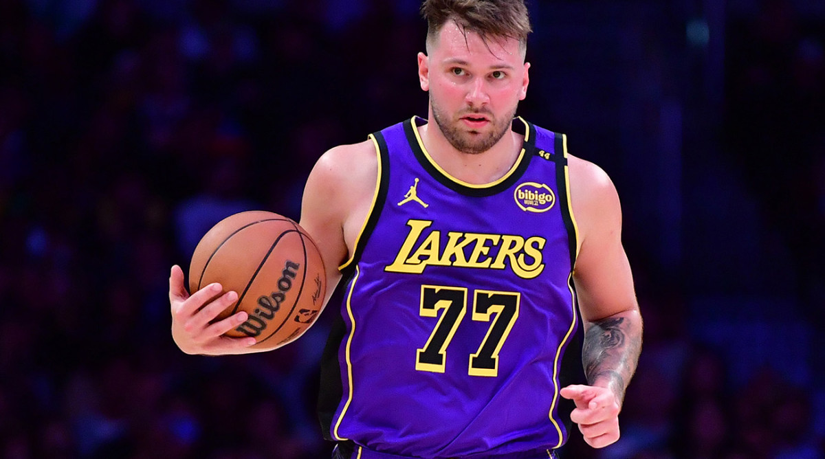 Luka Doncic's Reaction to 'Hollywood' Treatment With Lakers Revealed