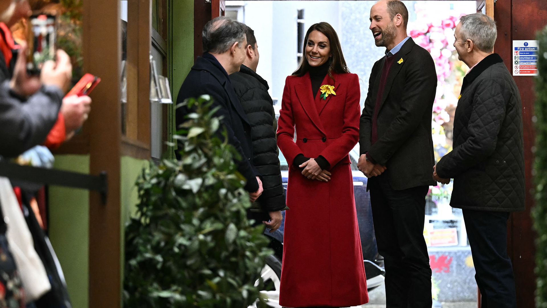 Guillermo y Kate reaparecen en Gales después de sus polémicas vacaciones