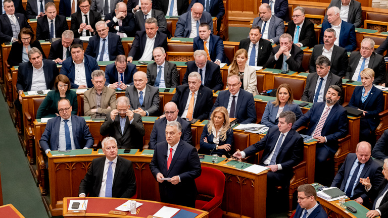 Orbán, Semjén, Kövér, Gál Kinga, Szentkirályi Alexandra – itt a Fidesz ...