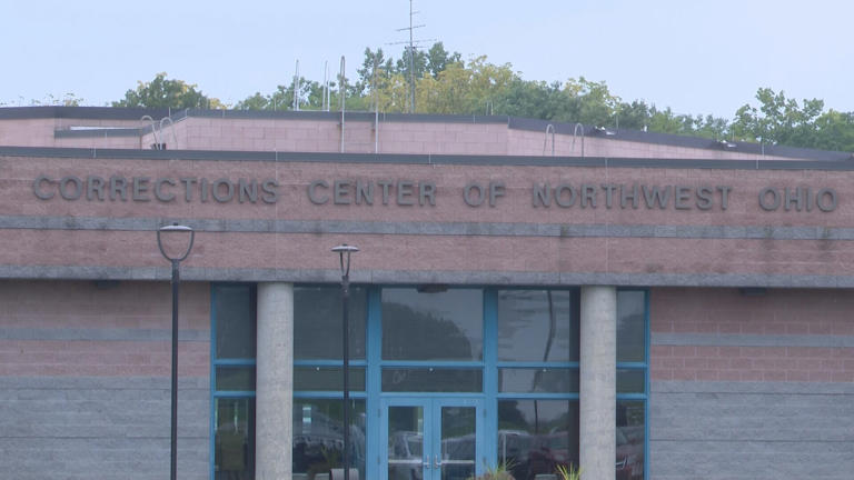 CCNO approves ICE contract over objections from Lucas Co.