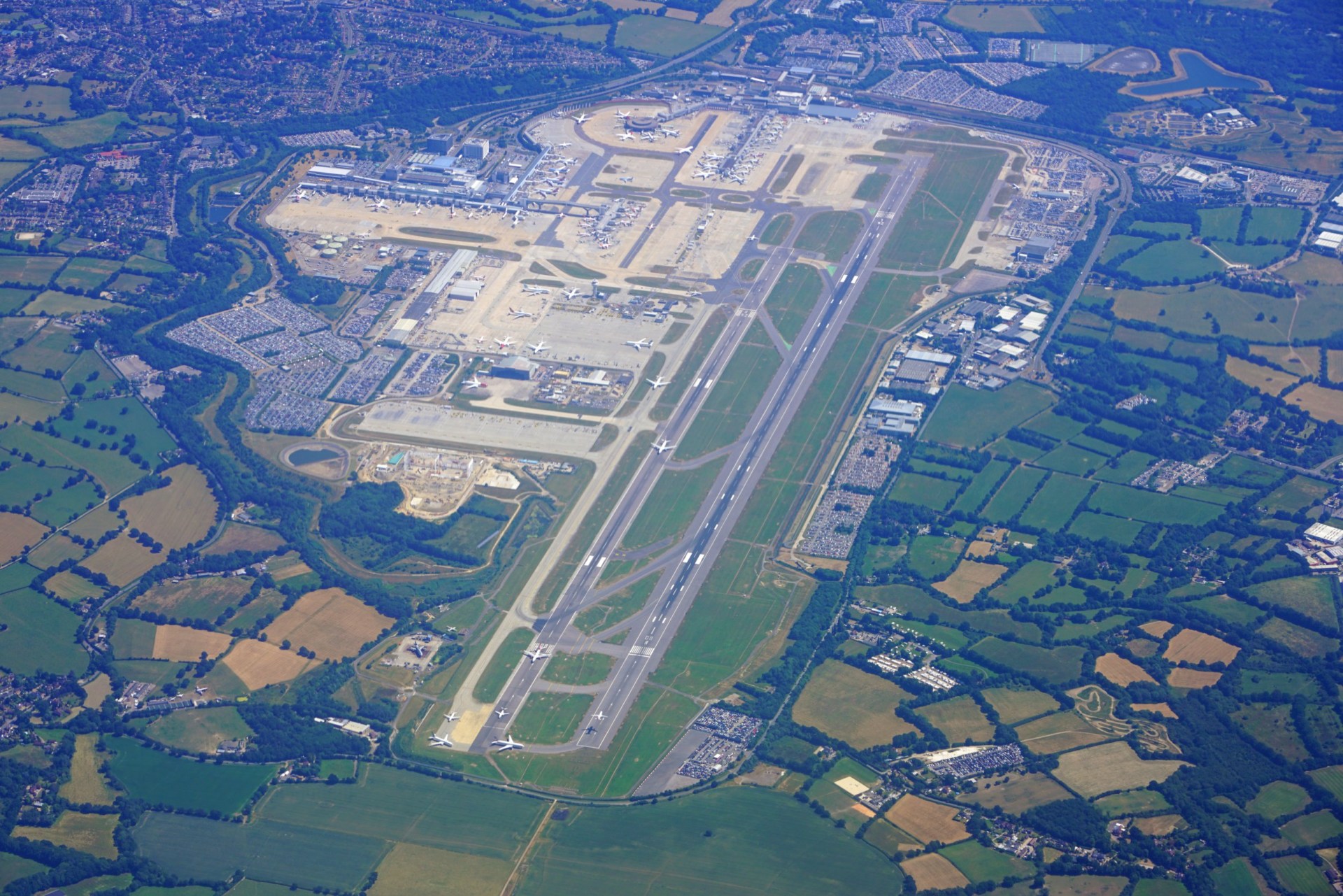 Inside Gatwick Airport's £2,200,000,000 expansion and how would it look