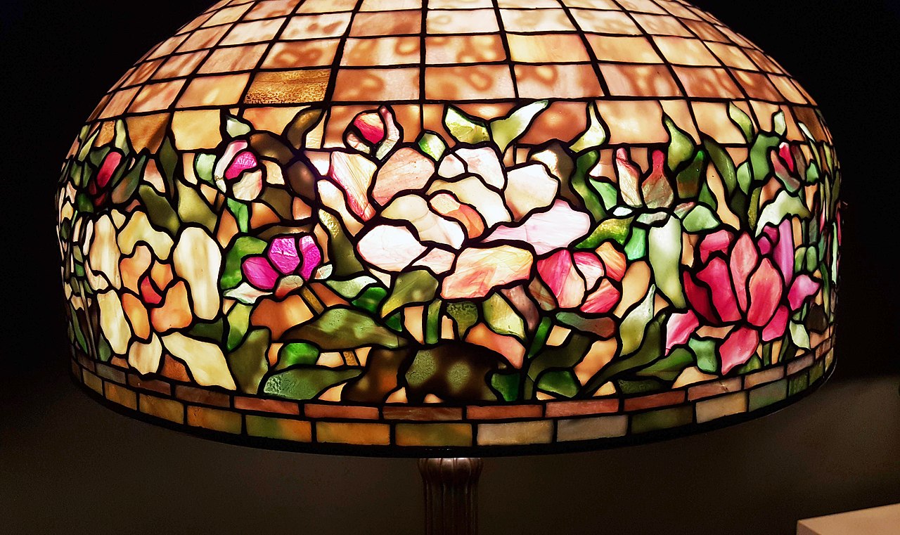 12 Decorative Items From the '50s–'80s That Sell for More Than You'd Expect