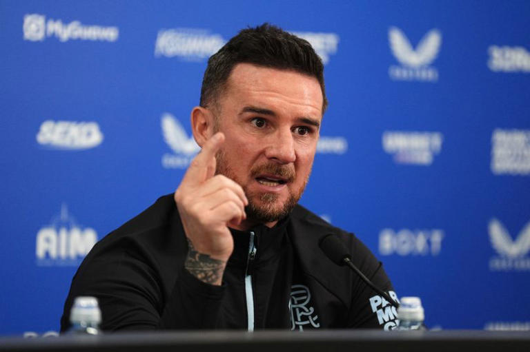 Gloating Celtic fans shake off Barry Ferguson fear factor as Hotline ... Gloating Celtic fans shake off Barry Ferguson fear factor as Hotline ...