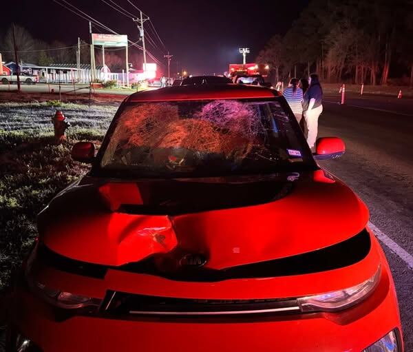 Pedestrian dies after Tuesday night crash in Trinity