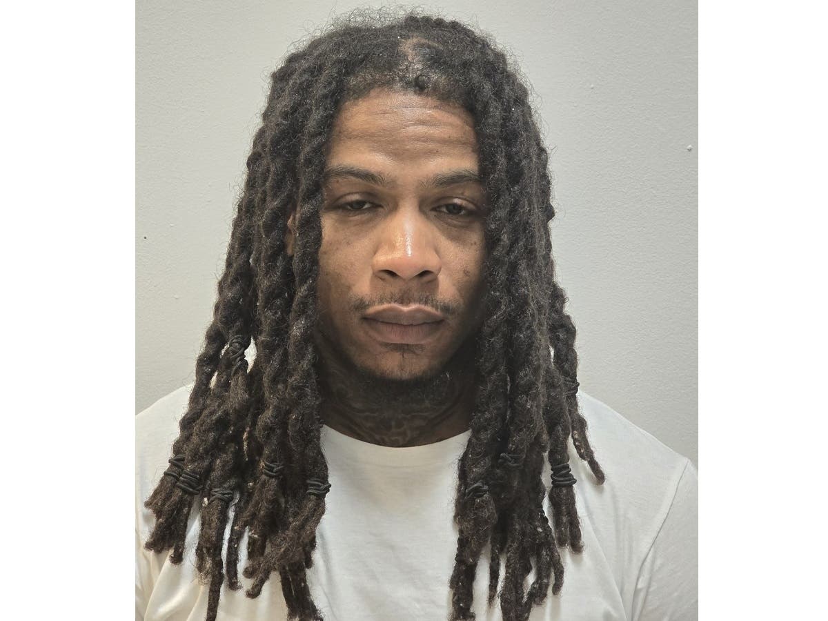 Federal Prison Inmate Escapes In Philadelphia: Authorities