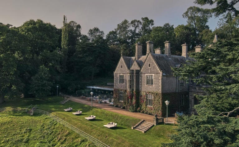 Stunning hotel tucked away in Derbyshire forest revealed among top ...