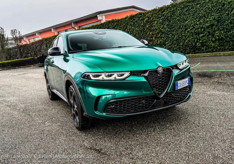 Alfa Romeo Intensa, il nuovo top di gamma che vale ORO [FOTO e VIDEO]