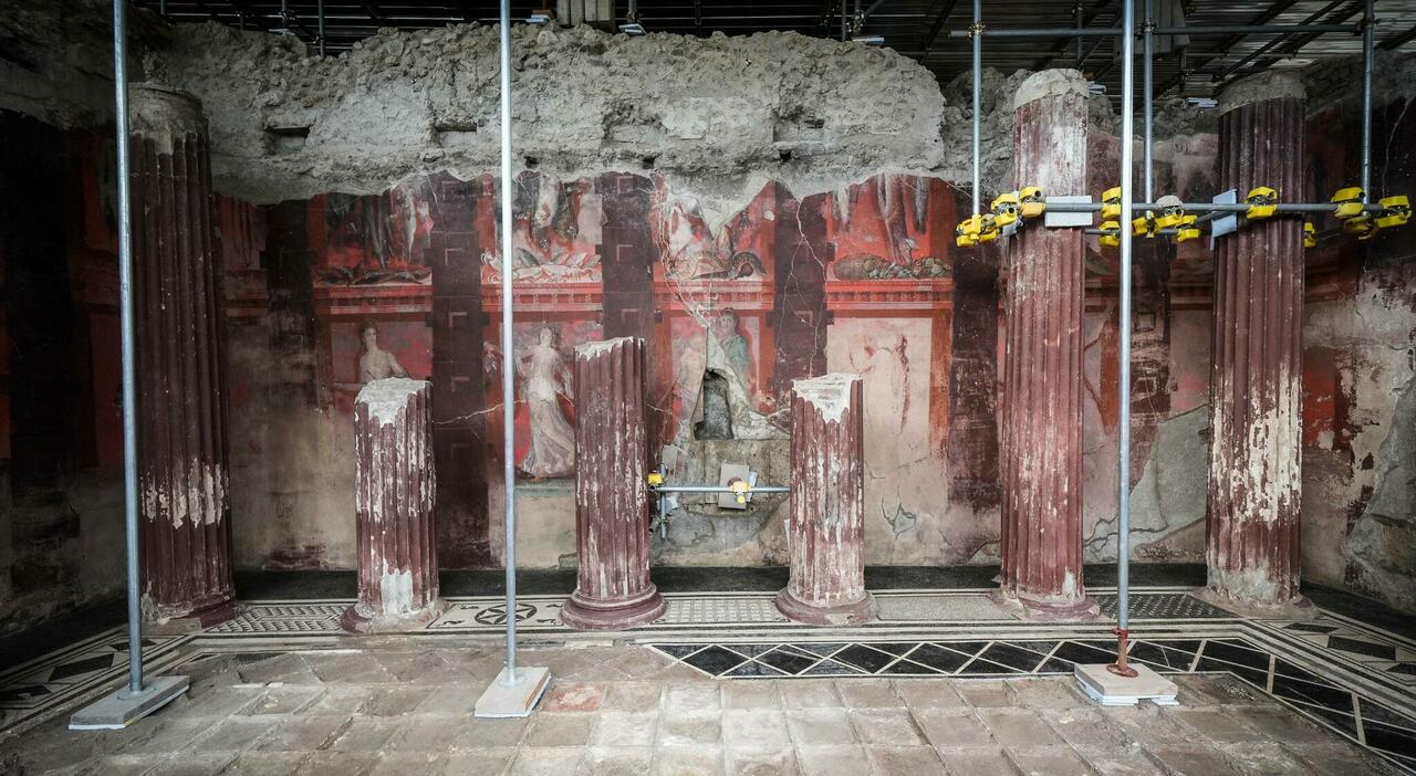 Pompei, riemerge una nuova "villa dei Misteri". Gli affreschi a tema ...
