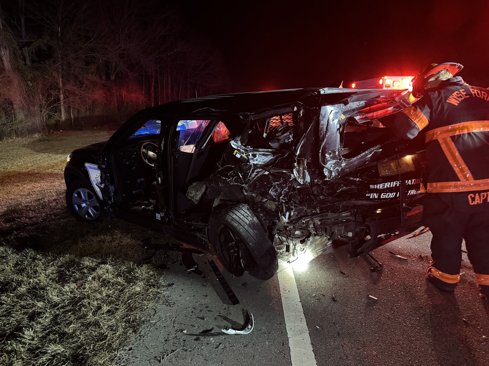 Driver charged with DWI after crashing into Jones County deputies ...