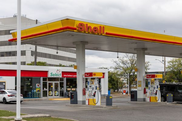Ontario gas prices are set to drop tomorrow and these spots will have ...