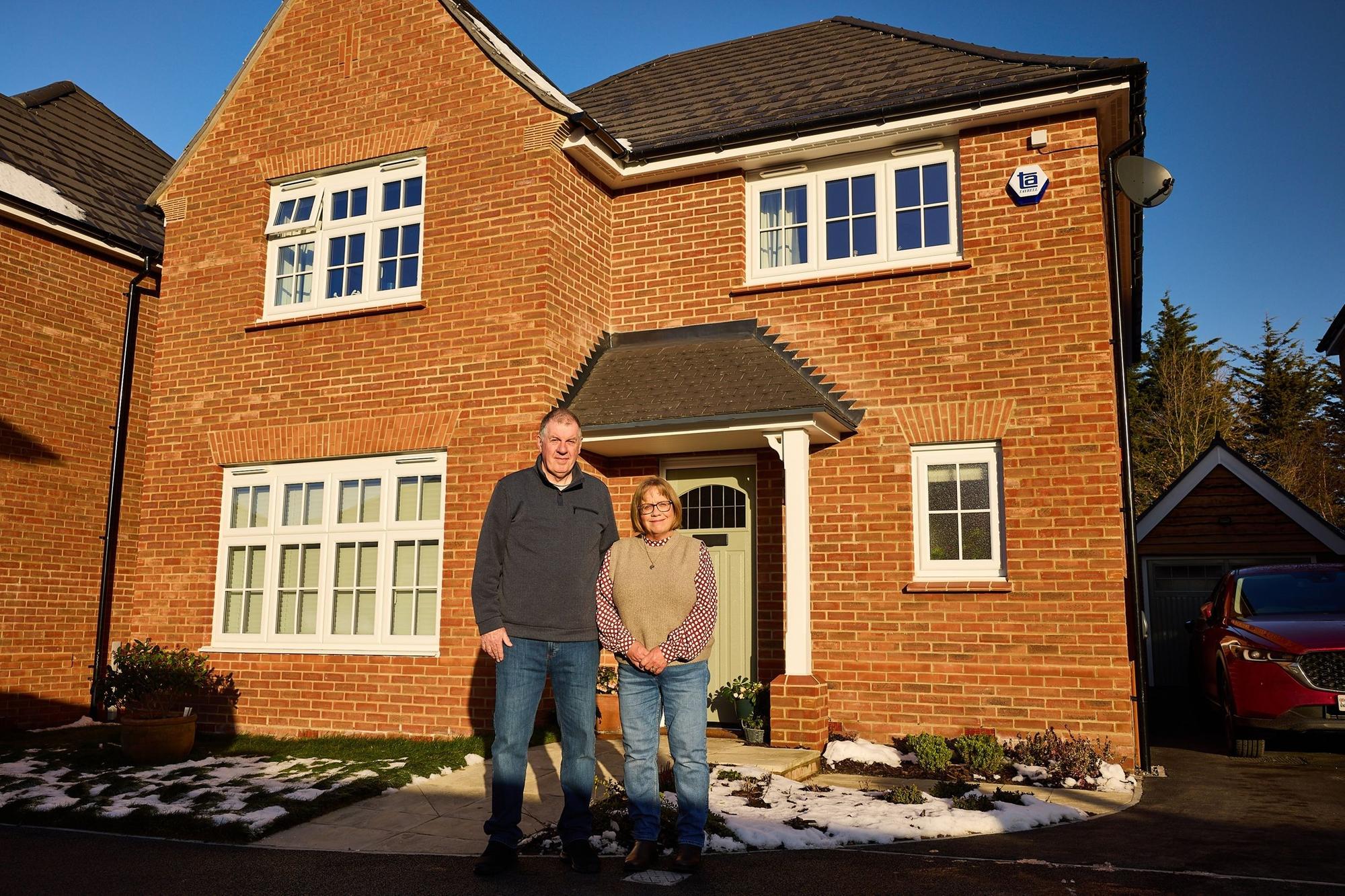 Retired Leeds couple stick with Redrow for 'rightsize' home