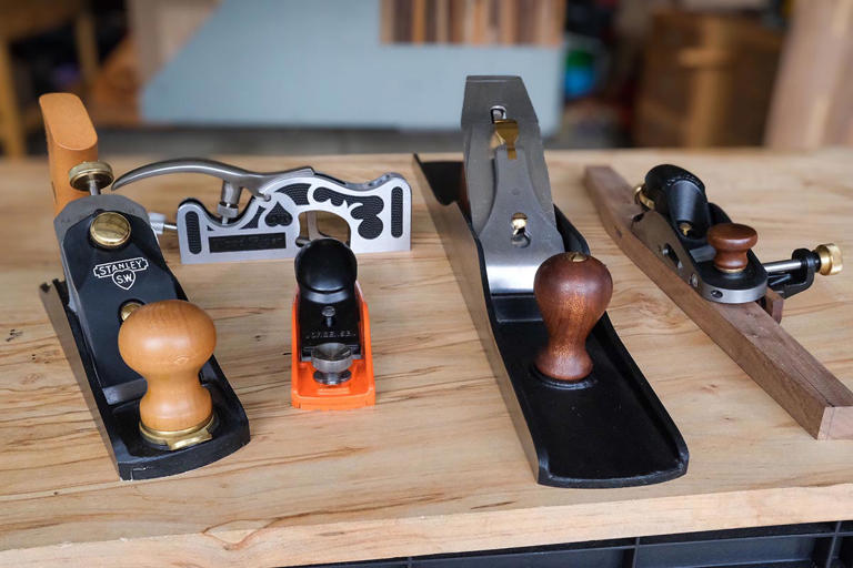 Our Favorite Hand Plane Outperforms the Competition
