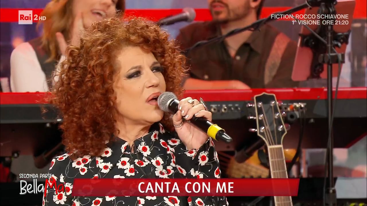 Manuela Villa canta "La canzone del sole" - BellaMa' 26/02/2025