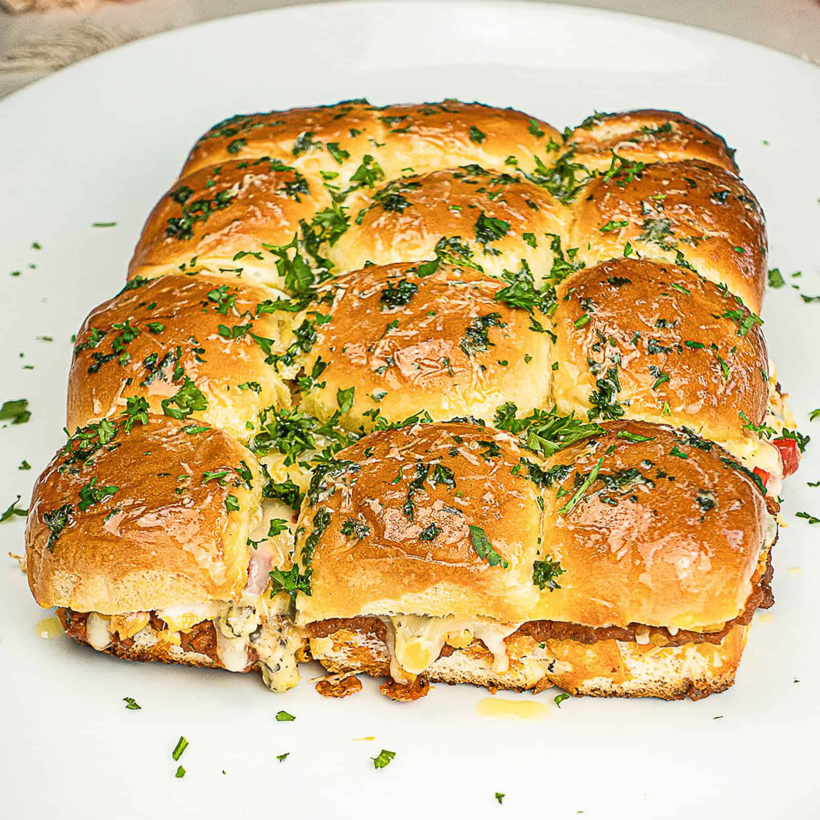 Alfredo Chicken Sliders on Hawaiian Rolls