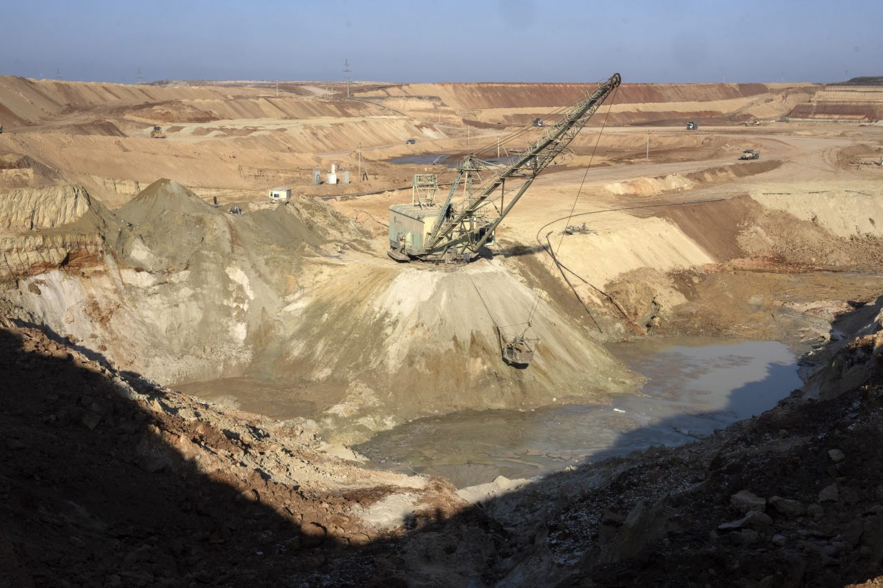 Extracting Ukraine’s Minerals Won’t Be Easy. Getting Near Them Will Be ...