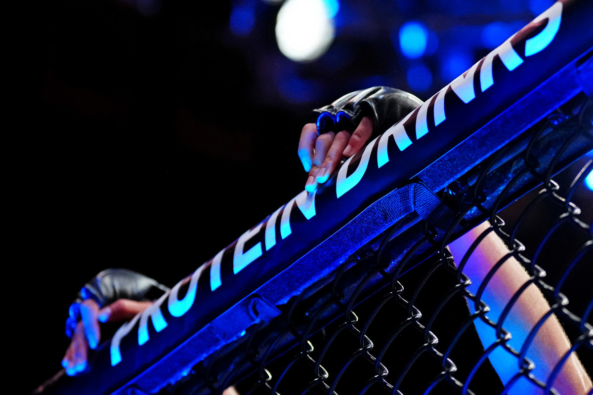 UFC Newcomer Faces Tough Test Against Ex-NFL Star