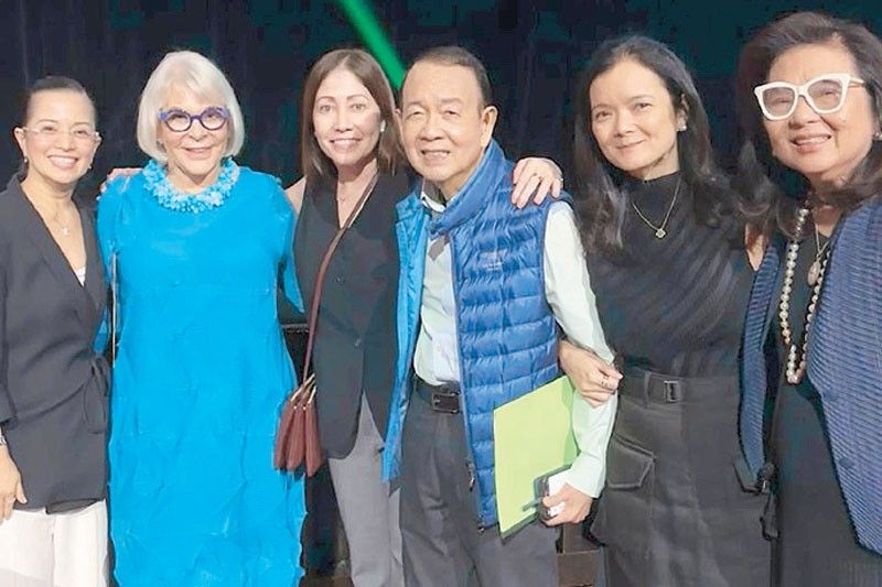 Howard Behar of Starbucks: ‘We’re a people company serving coffee.’