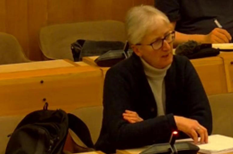 Funding for Bedford Women's Centre 'unexpectedly' cut by police and ...