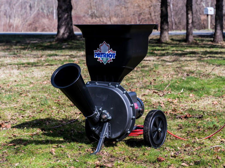 Break Down Branches and Make More Mulch With The Best Wood Chippers