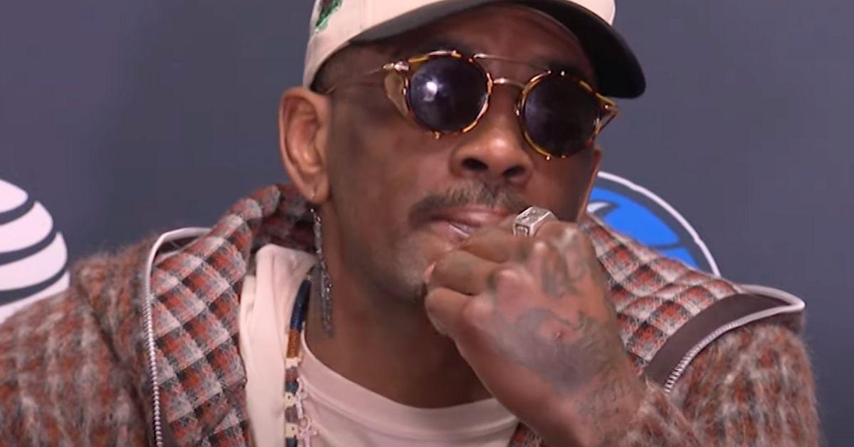 Kyrie Irving Debuted a New Goatee During the Mavericks Game Against the ...