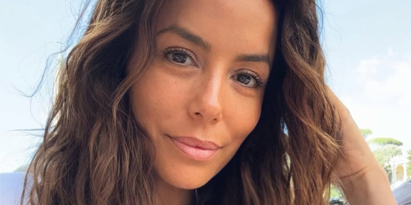 Eva Longoria, 49, tager den trendy kjole til sig, der lover at ...