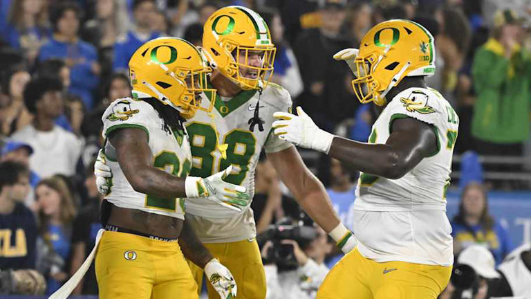 Oregon Ducks' Josh Conerly Jr. Projected First-Round NFL Draft Pick To ...