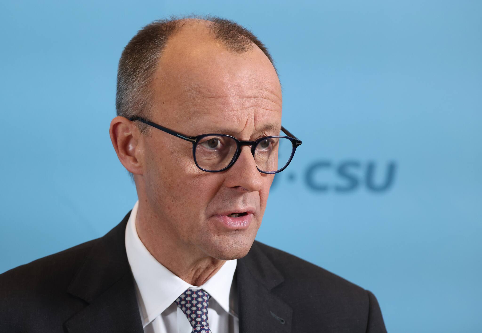 Friedrich Merz: Treffen mit Macron in Paris