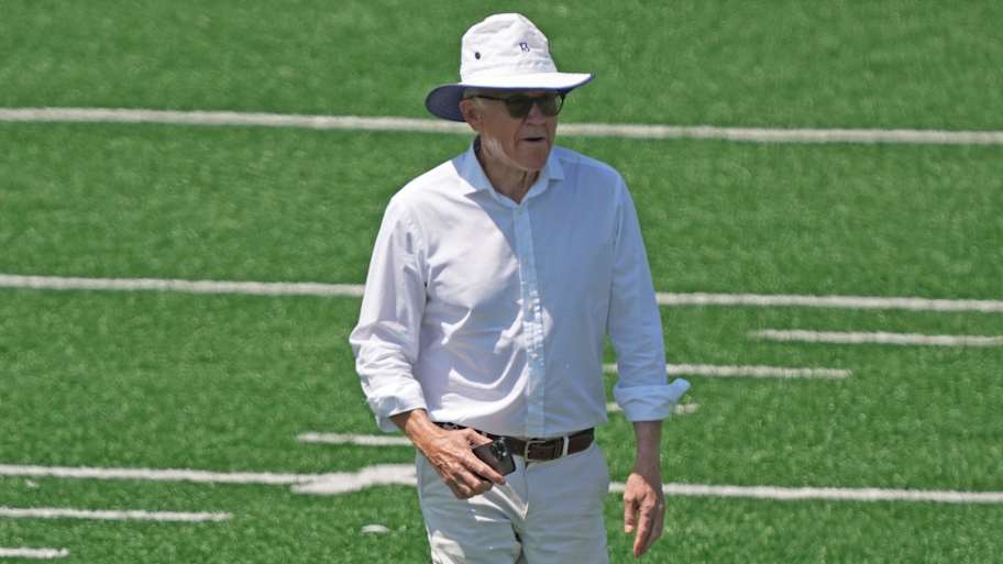 One Rather Unsurprising NFL Team Ranked Dead Last in Ownership With F ...