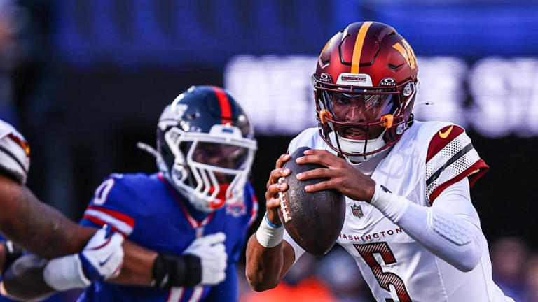 Where did Commanders QB Jayden Daniels rank among quarterbacks last season?