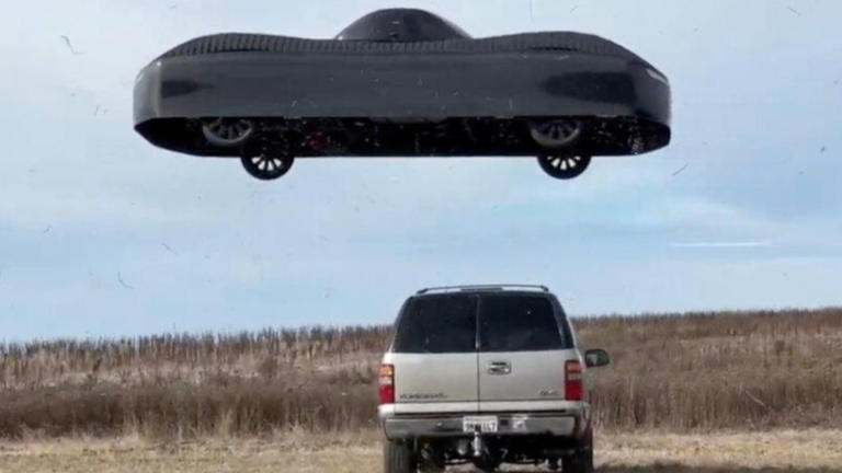 James Bond møter Jetsons med en flyvende bil til 300 000 dollar som ...