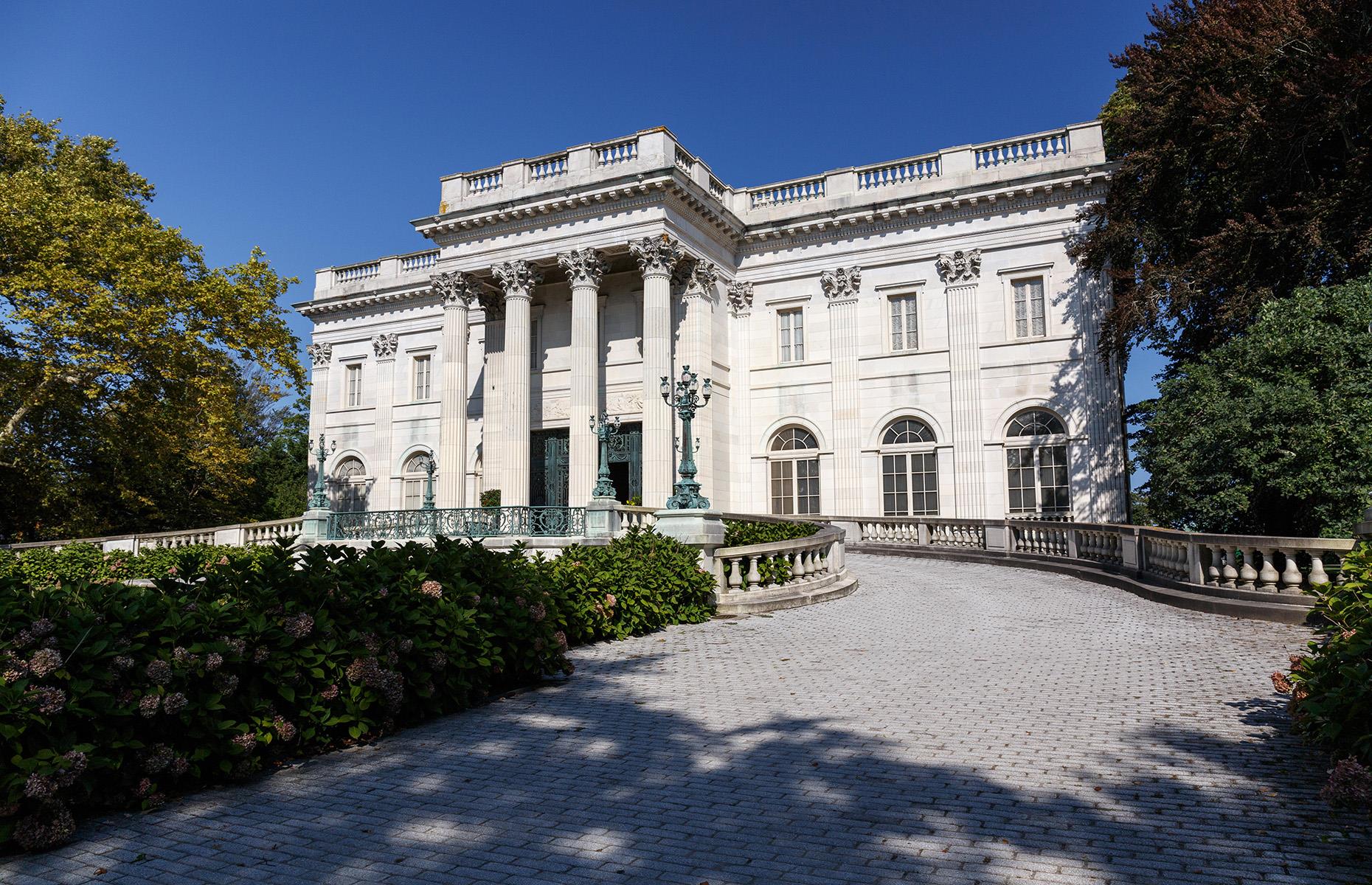 Tour the breathtaking $384 million Marble House mansion in Rhode Island