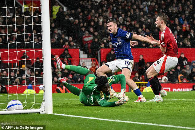 Rio Ferdinand and Robbie Savage lay into Andre Onana after another ...