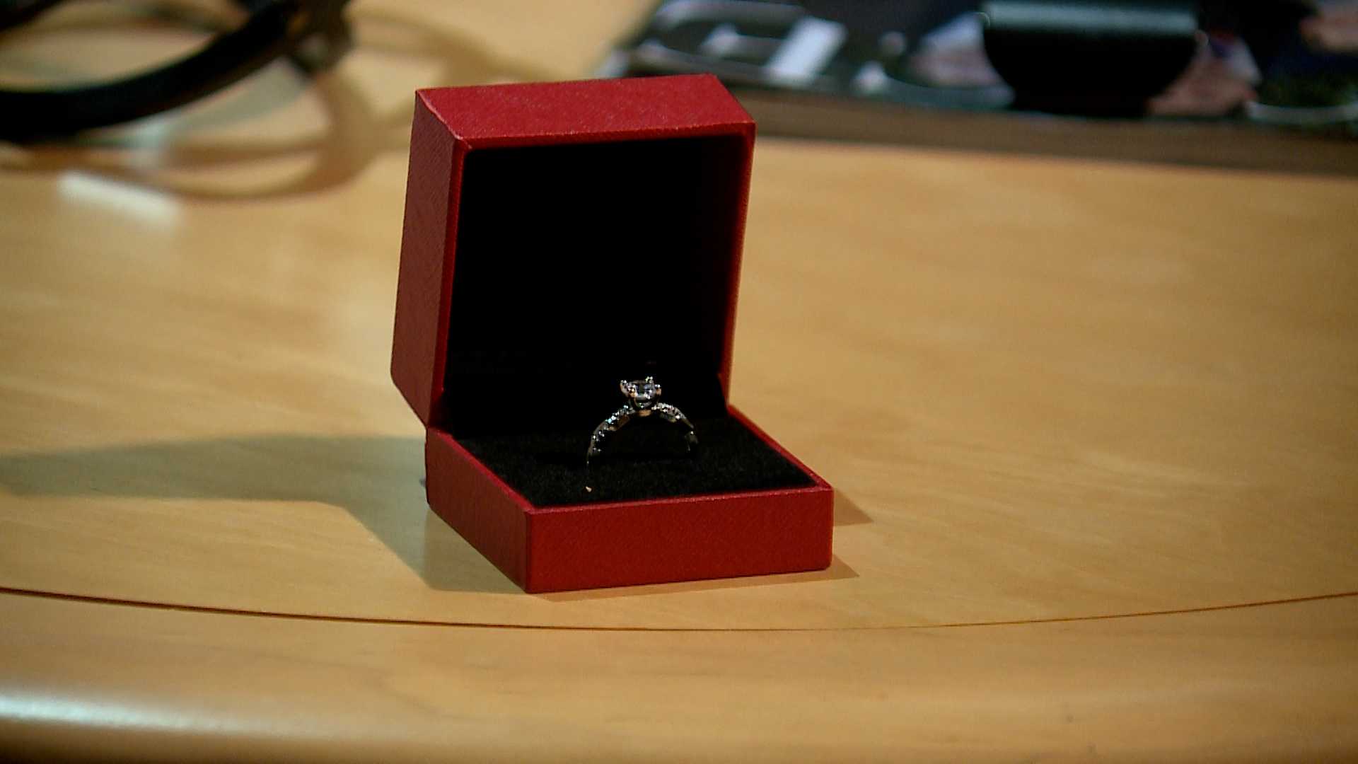 'Why me?': How to handle a new diamond ring scam