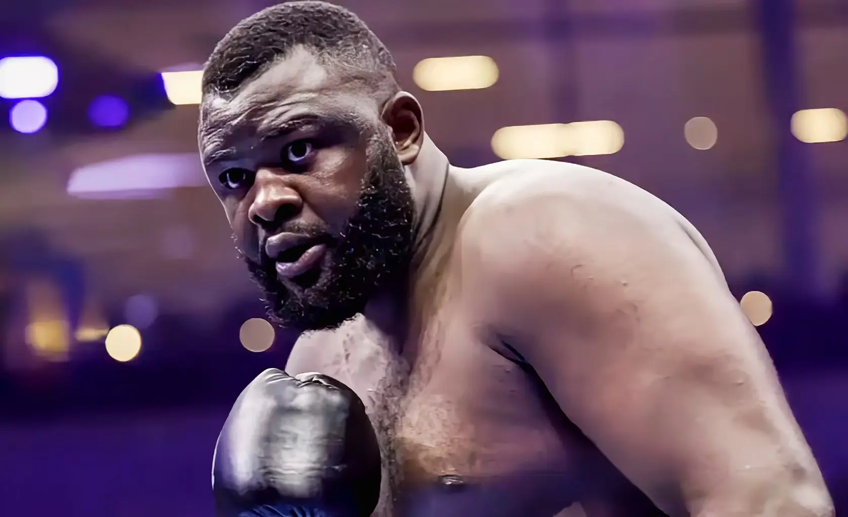 恶果持续！巴克莱被KO后，IBF正式透露：取消参加拳王挑战赛资格