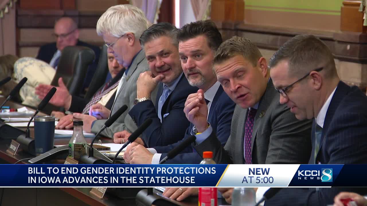 School bathroom issue drives bill to strike gender ID from Civil Rights ...