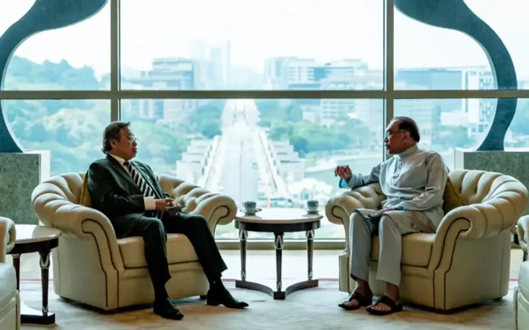 Abang Jo’s comments cast doubt over O&G deal with Putrajaya, says insider